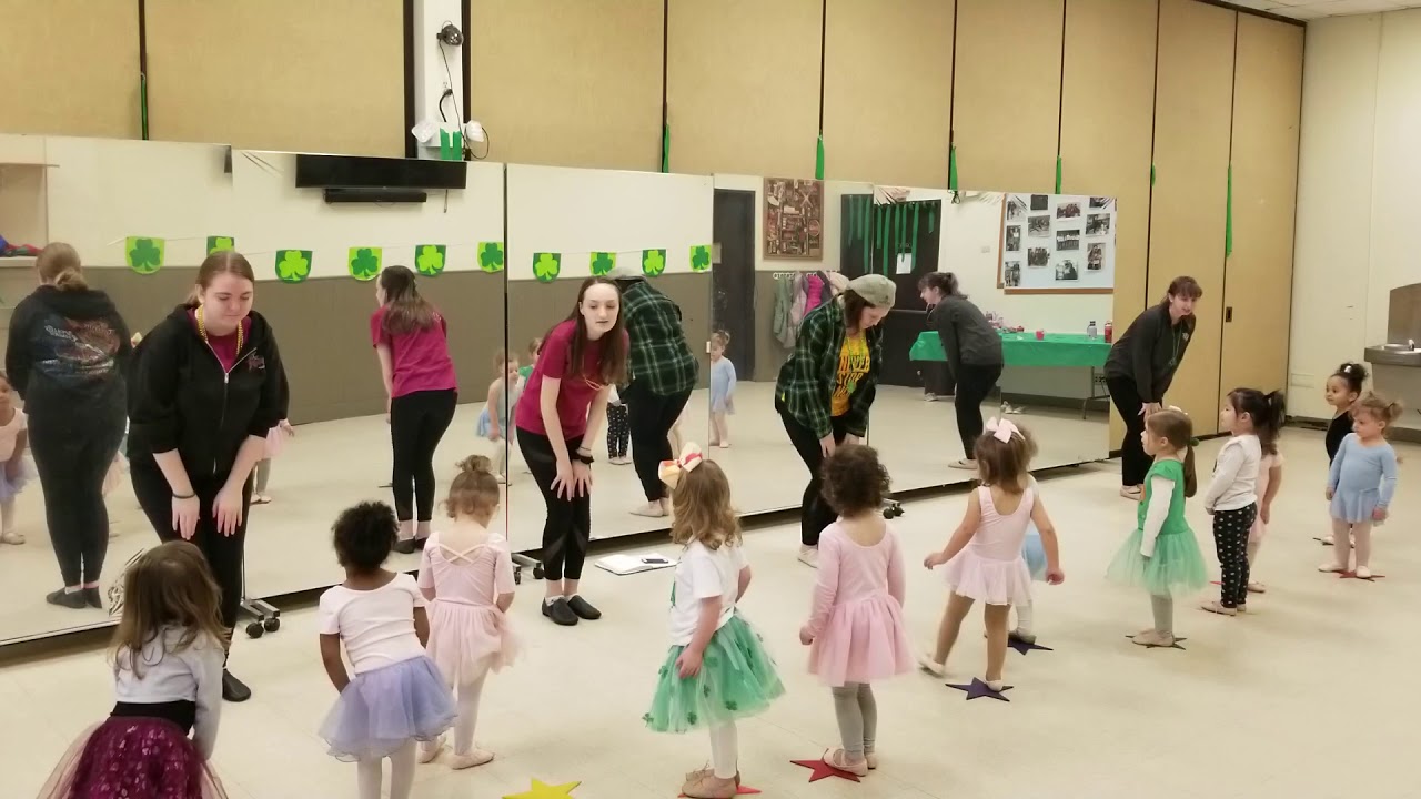 The Twister - Creative Movement 2 Recital Dance-3/16/19 - YouTube
