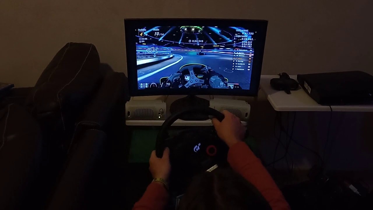 Gran Turismo 6 + Logitech GT Force Pro - Karts con David - YouTube