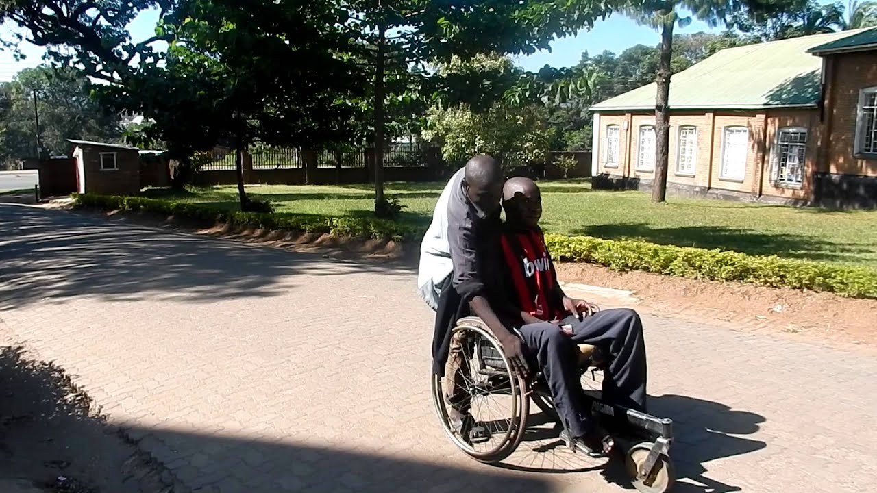 Ndirande, Malawi. Begging in the Slum - YouTube