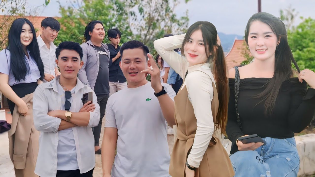 kob nag thiab tsim aib txos peb mus ncig ua si ntsib kab npauj lawv ...