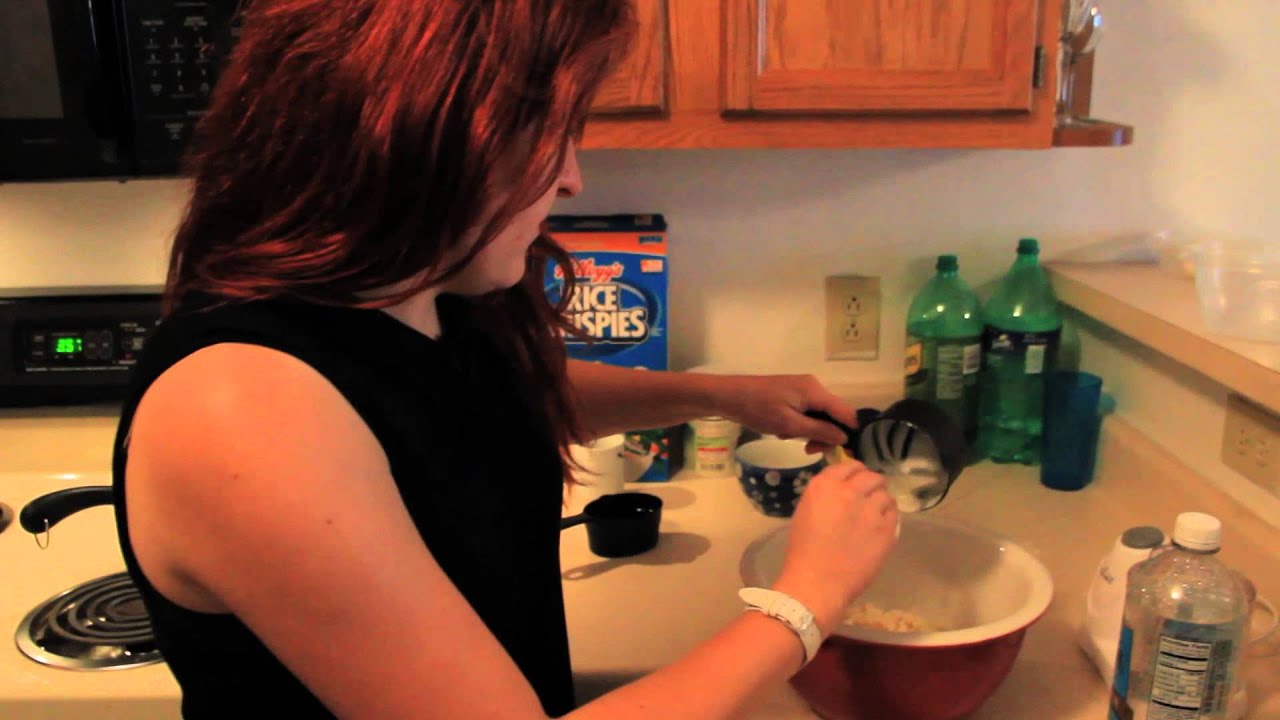 Serbian Food: Proja - YouTube