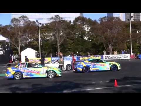 世界初！LEXUS LFAのオープンカーでDRIFT #lovecars #d1gp #lexus #toyota - YouTube