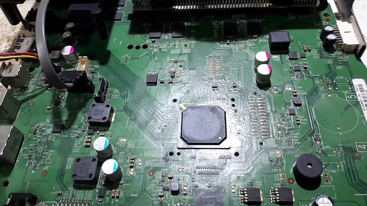 La Xbox One S All-Digital Edition Integra En Su Interior Tanto El ...