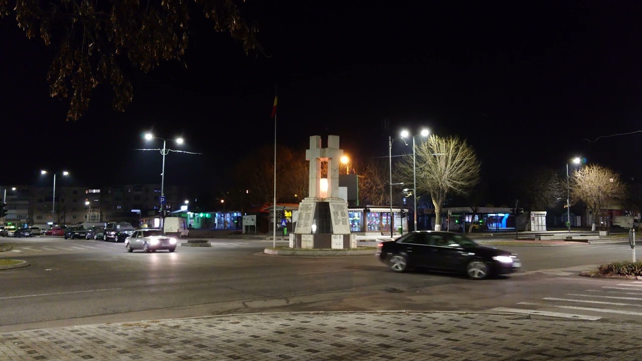 Sony Xperia PRO I - Sample Video 4K - Night - 24mm f2 30fps