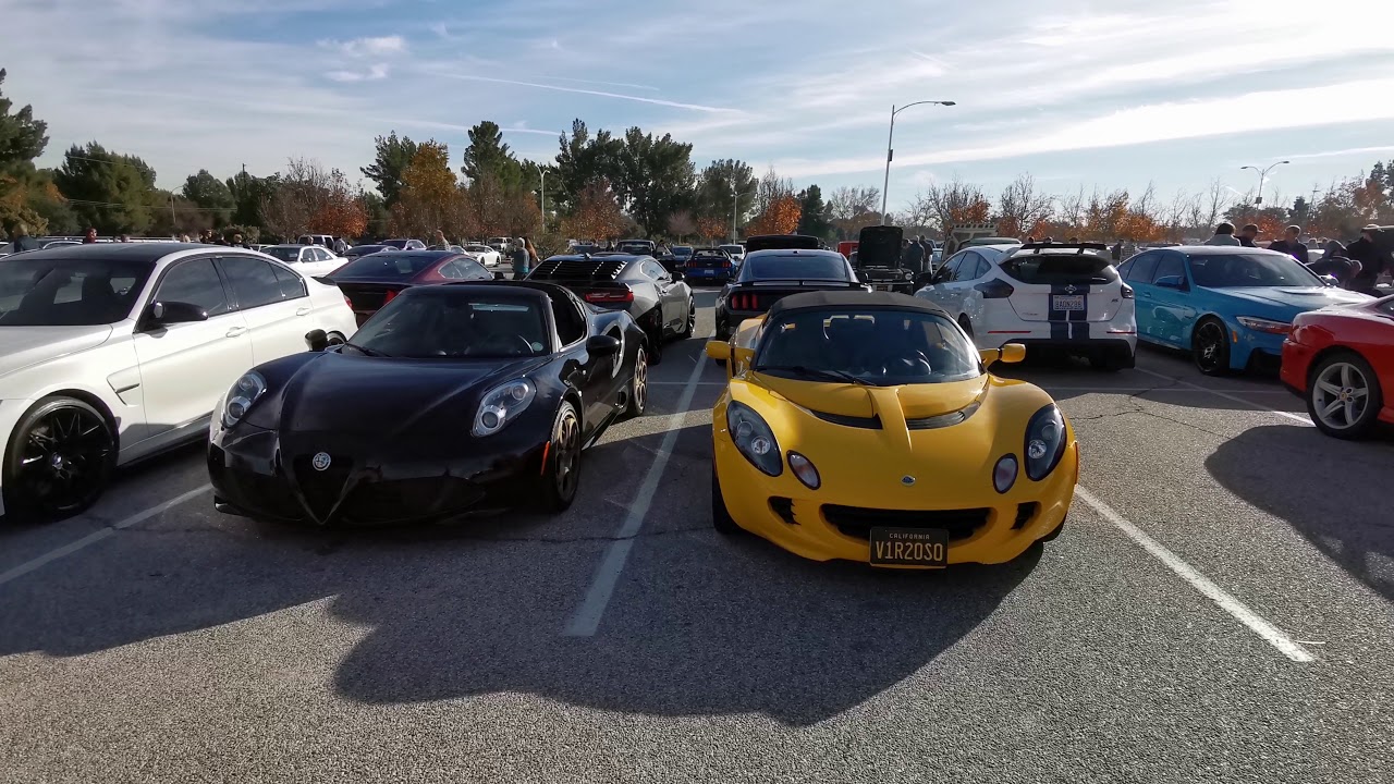Lotus Elise and Alfa Romeo 4c - YouTube