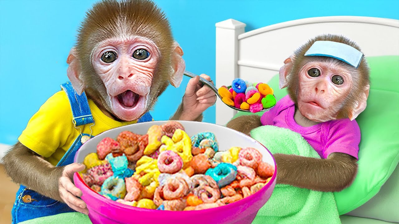 Macaco BuBu toma banho com o macaquinho e brinca no jardim | BuBu Em ...