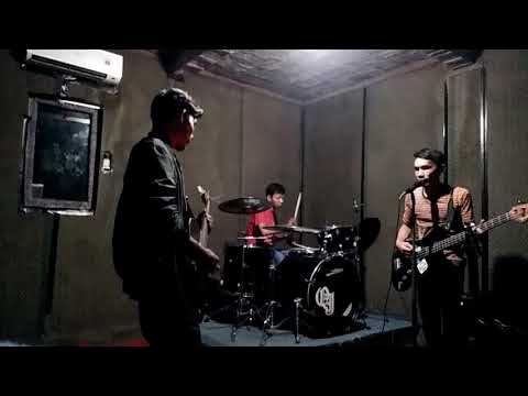 Permaisuri Radja (cover)