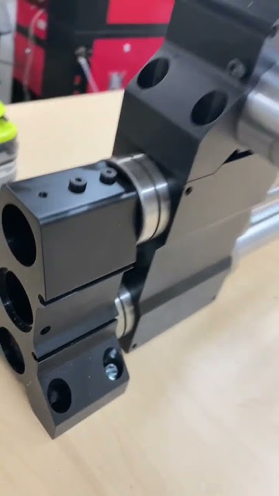 Onefinity CNC build: getting the rails setup and adjusted. #shorts #youtubeshorts #cnc - YouTube