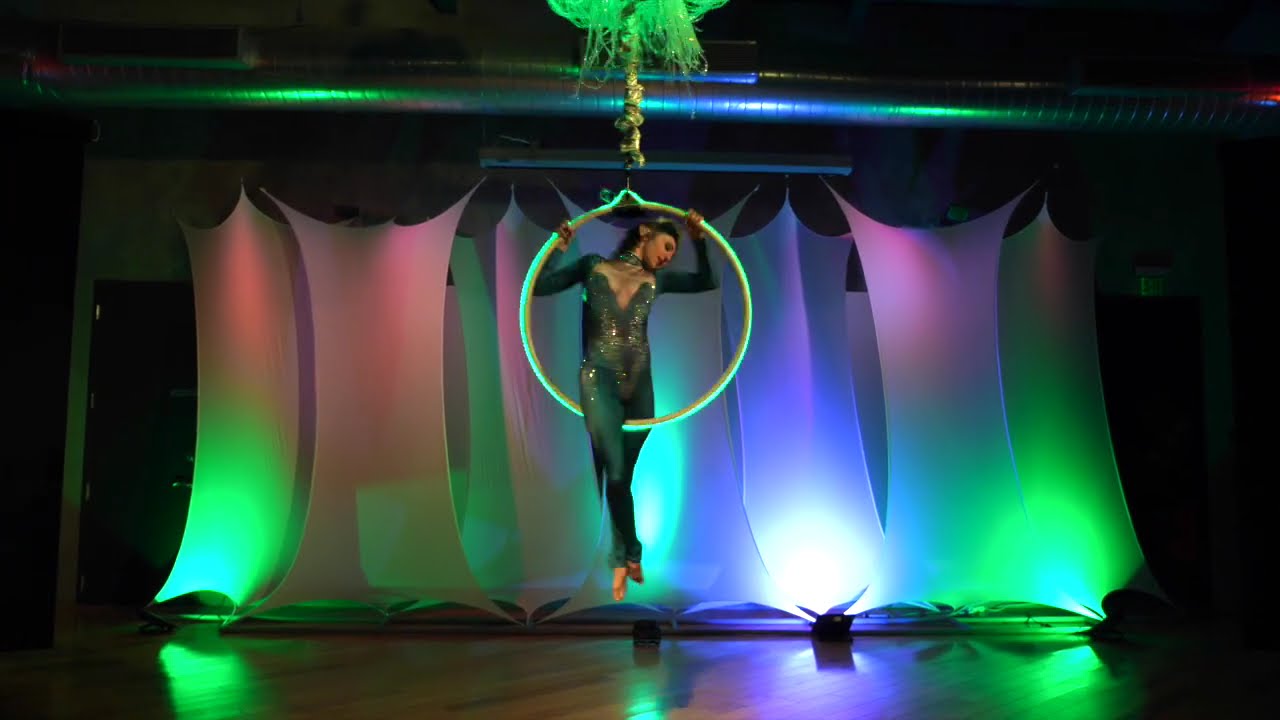 Cirque Mirage, LLC LED Lyra Demo - YouTube