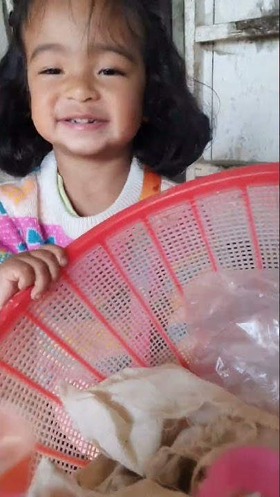 Both of them are too much cute! - YouTube