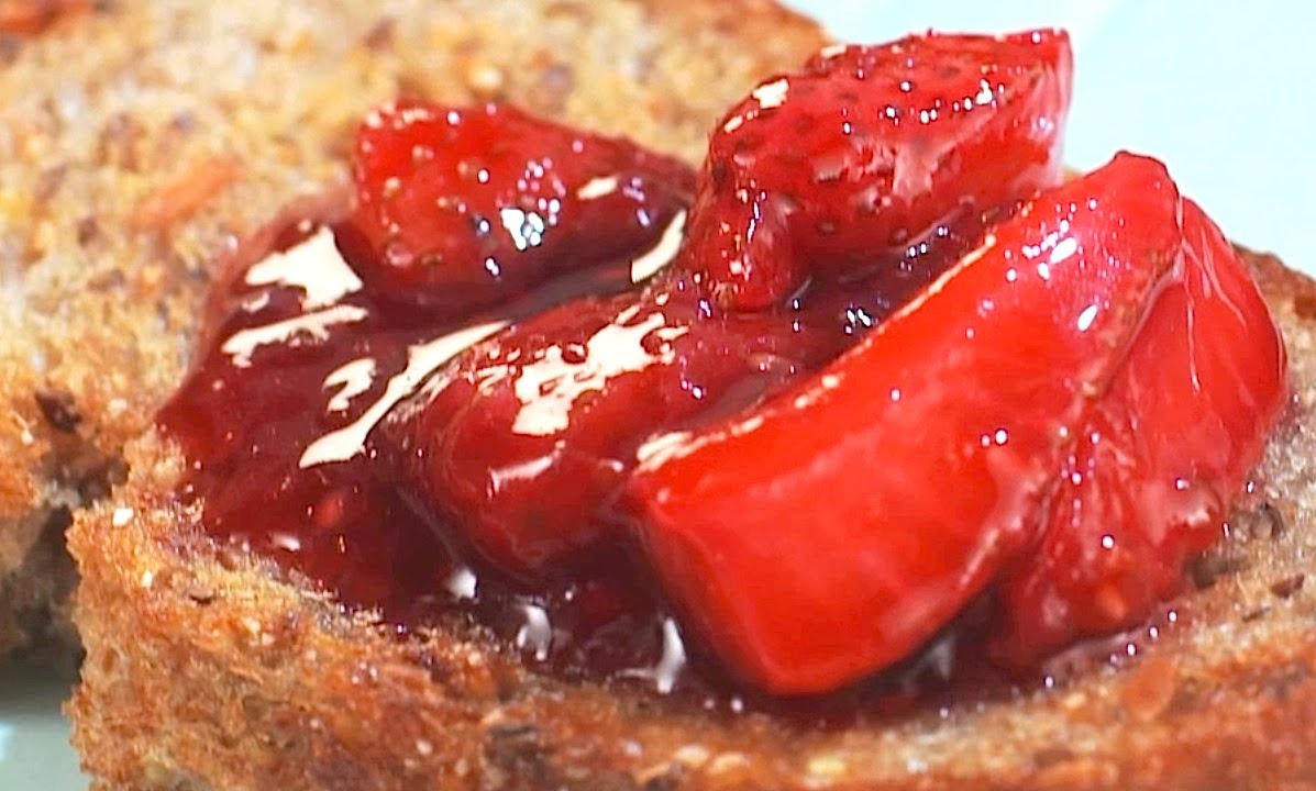 How to Make 3 Berry Jam - YouTube