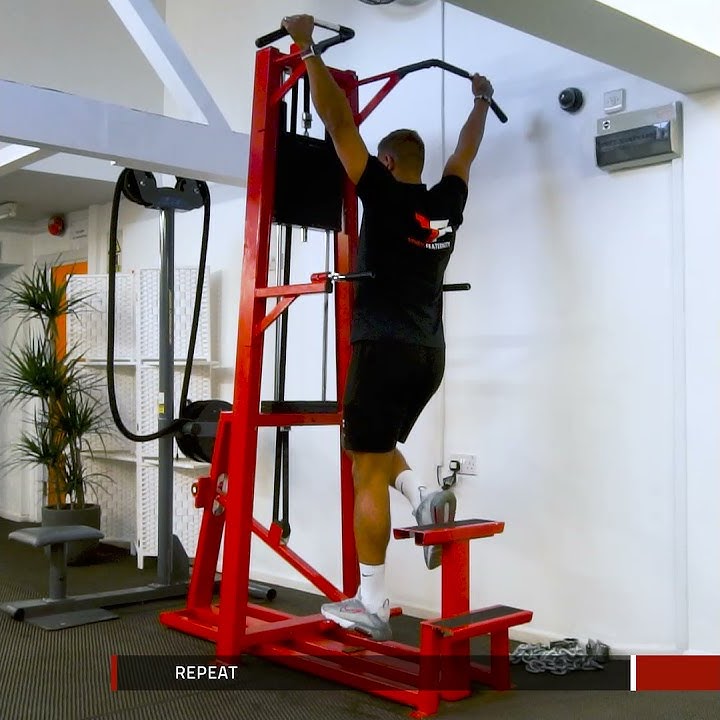 How To Use Assisted Pullup Machine Youtube
