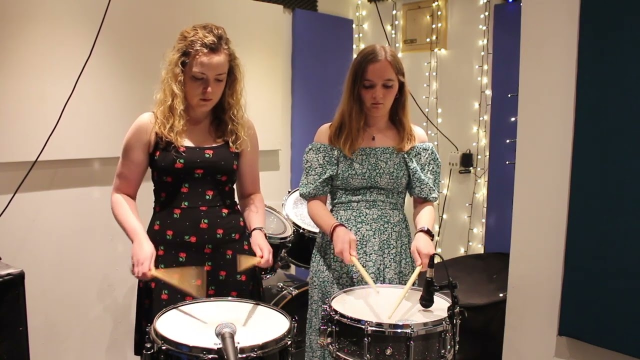 Improvised Snare Drum Duet #1 by Girls That Drum - YouTube