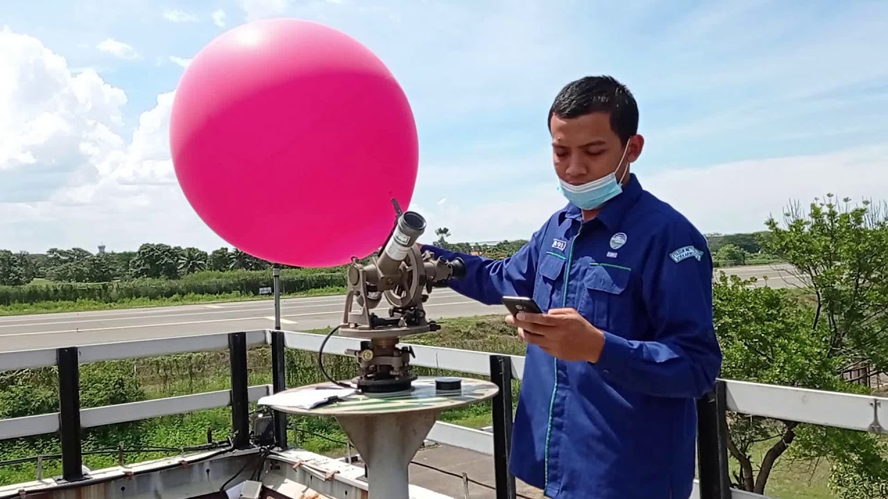 Pengamatan Pibal - Dnew Aerologi - YouTube