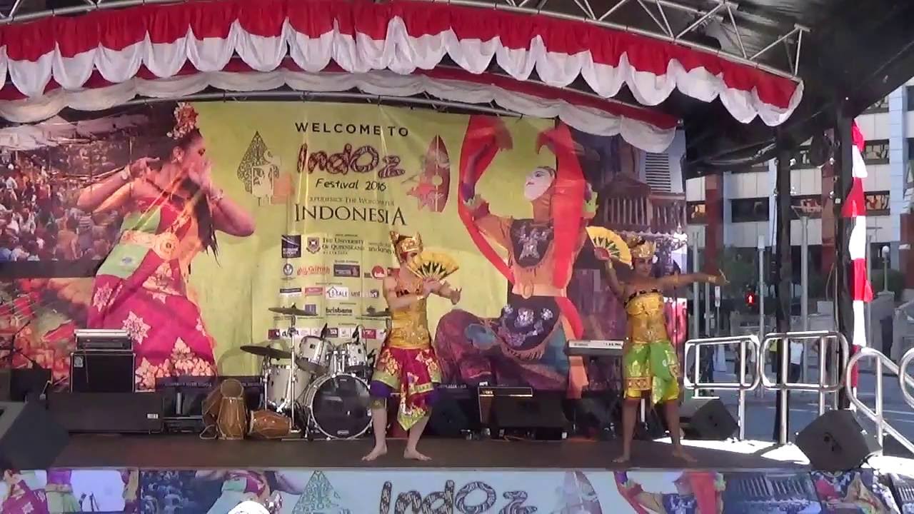 Orang Bule menari Bali di Australia - YouTube