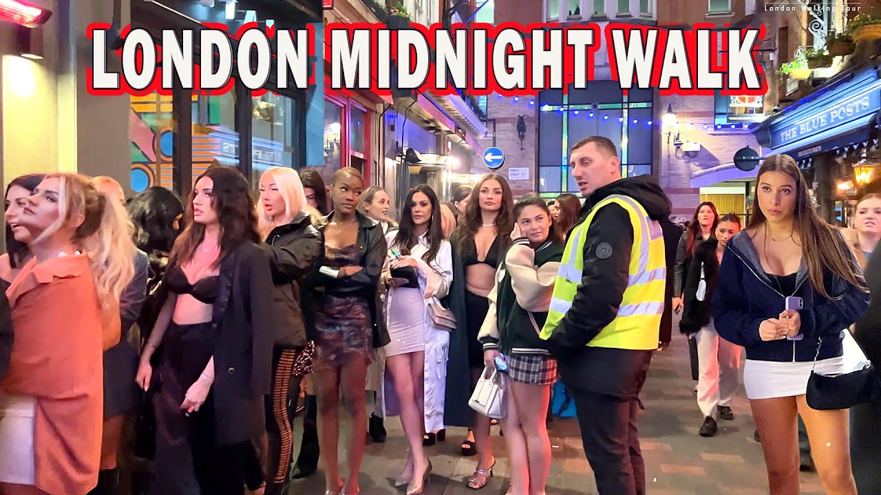Midnight Walk in Central London, London Christmas Lights switched off ...