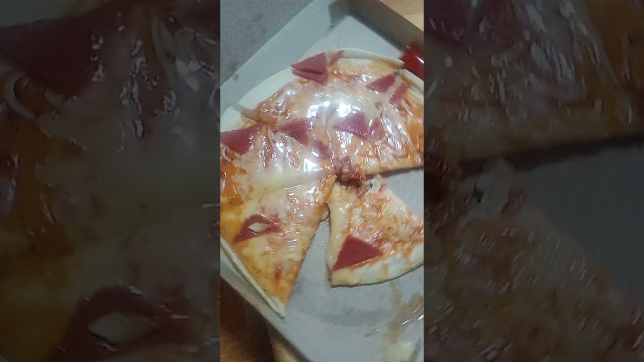 #czyrah's pizza #pizzahut #shorts #video - YouTube