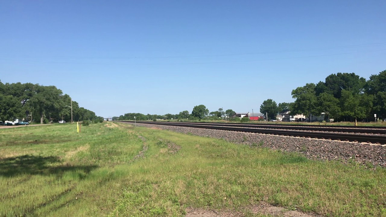 Big Boy 4014 in Maxwell NE 7/11 - YouTube