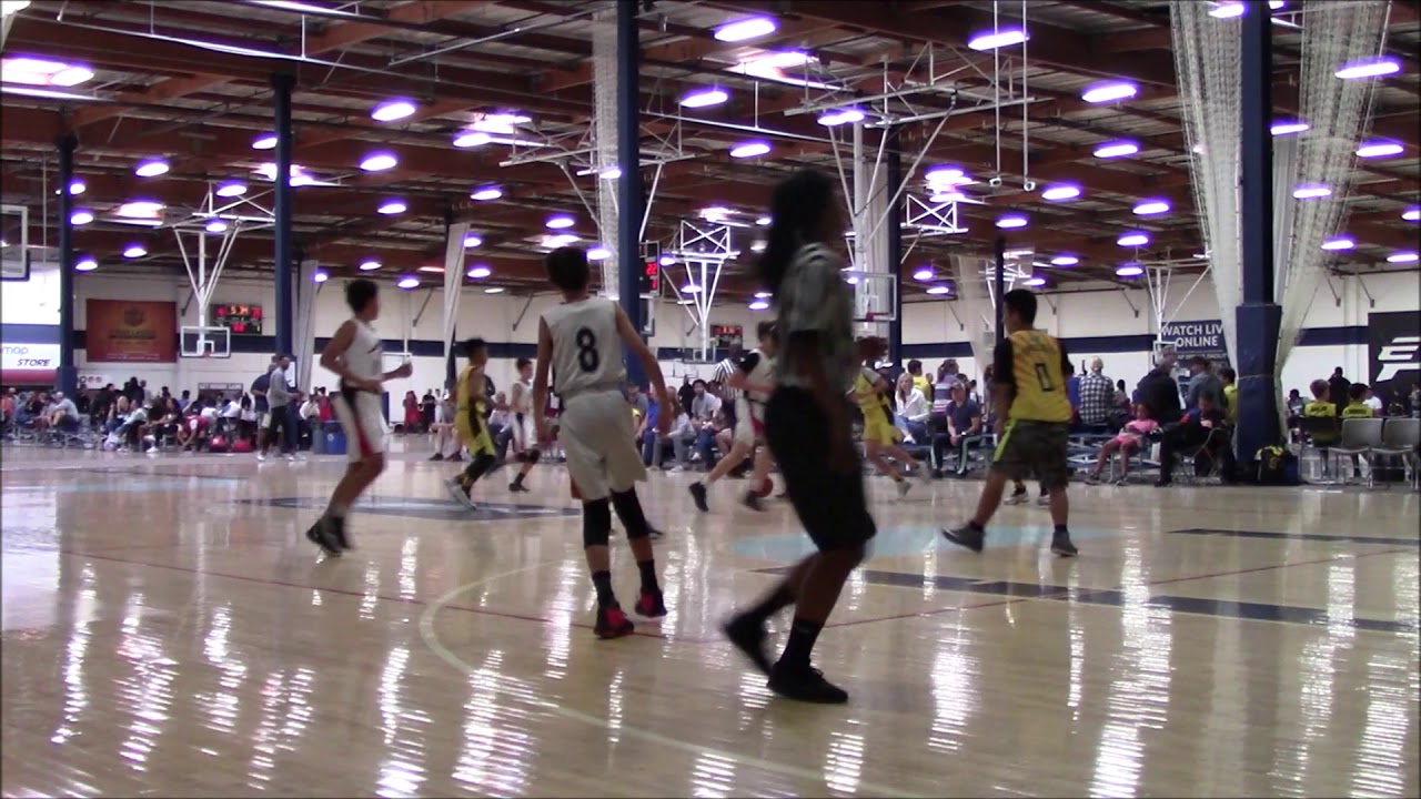 Bench Warmer vs 5onFive Ballerz - YouTube