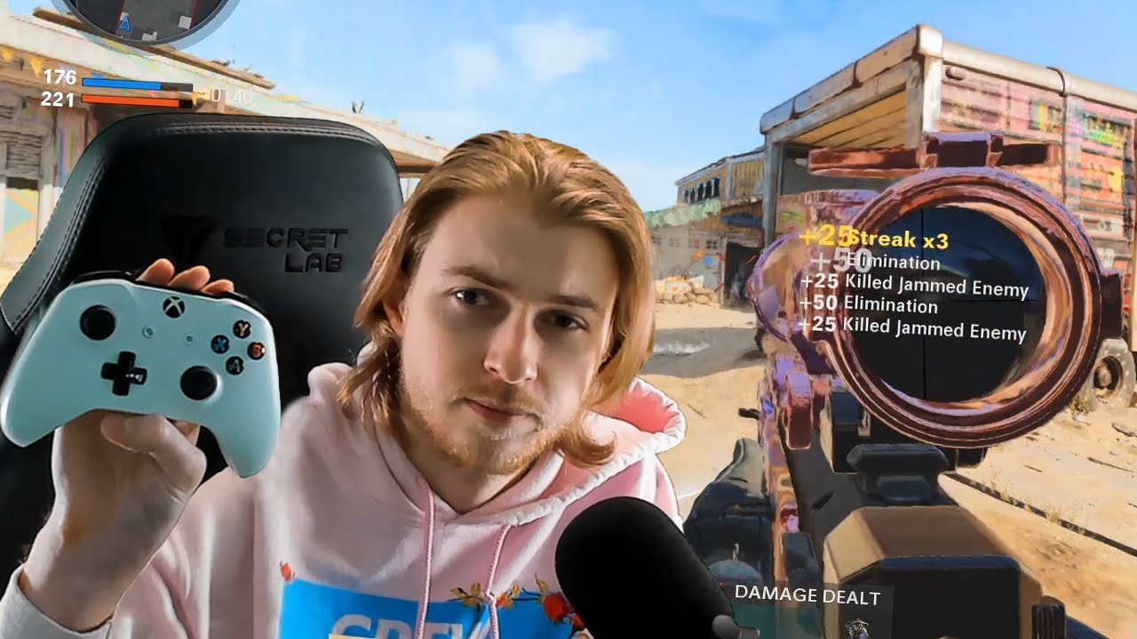 PC Player uses a CONTROLLER For the First Time in YEARS - YouTube