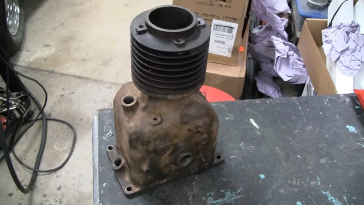 1930 BRIGGS FH BASKET CASE RESTORATION (Part 5) - YouTube