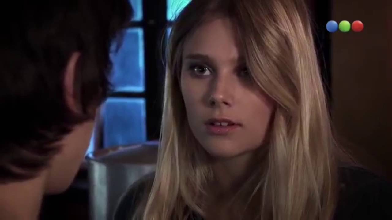 Aliados todas las escenas de Mara (Valentina Zenere) cap 3 2T - YouTube