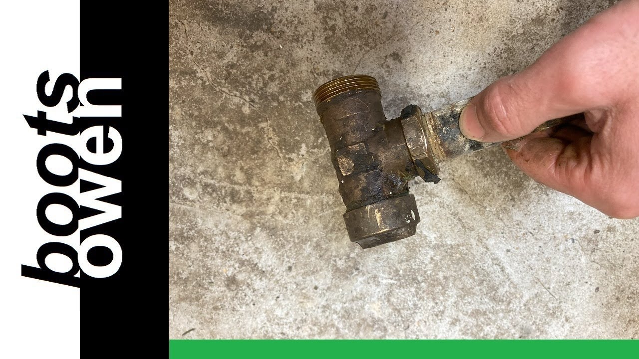 Natural mains gas street valve or building tee, a look inside - YouTube