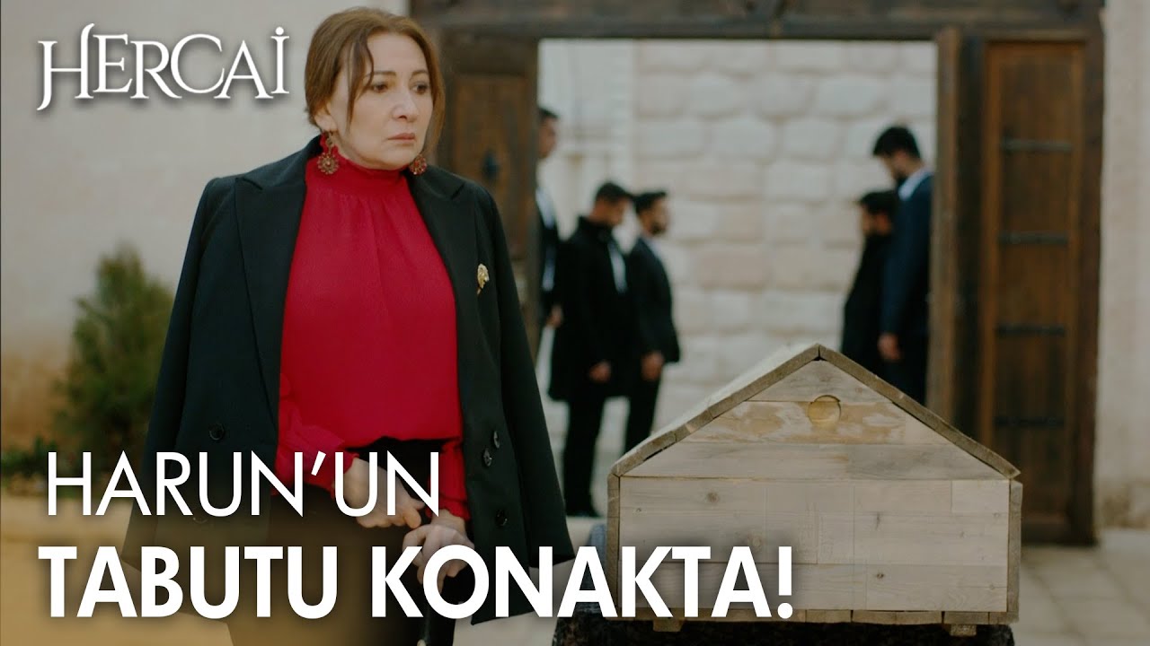 Füsun, Harun'un tabutunu konağın ortasına getirdi! - Hercai 56. Bölüm ...