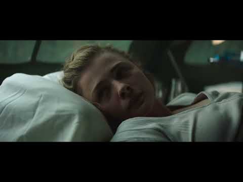 Mother android - Pregnant belly scene 