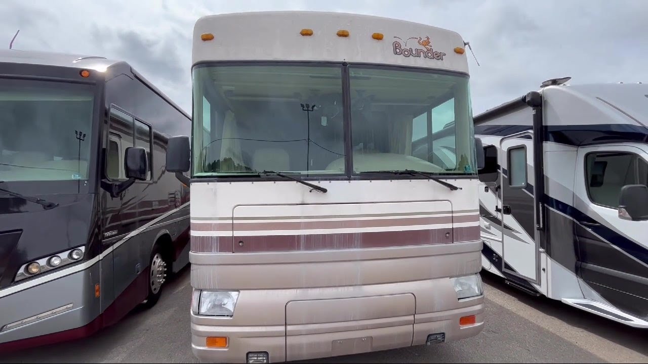 2001 Fleetwood Rv Bounder 39Z Johnson City Kingsport Bristol Asheville ...