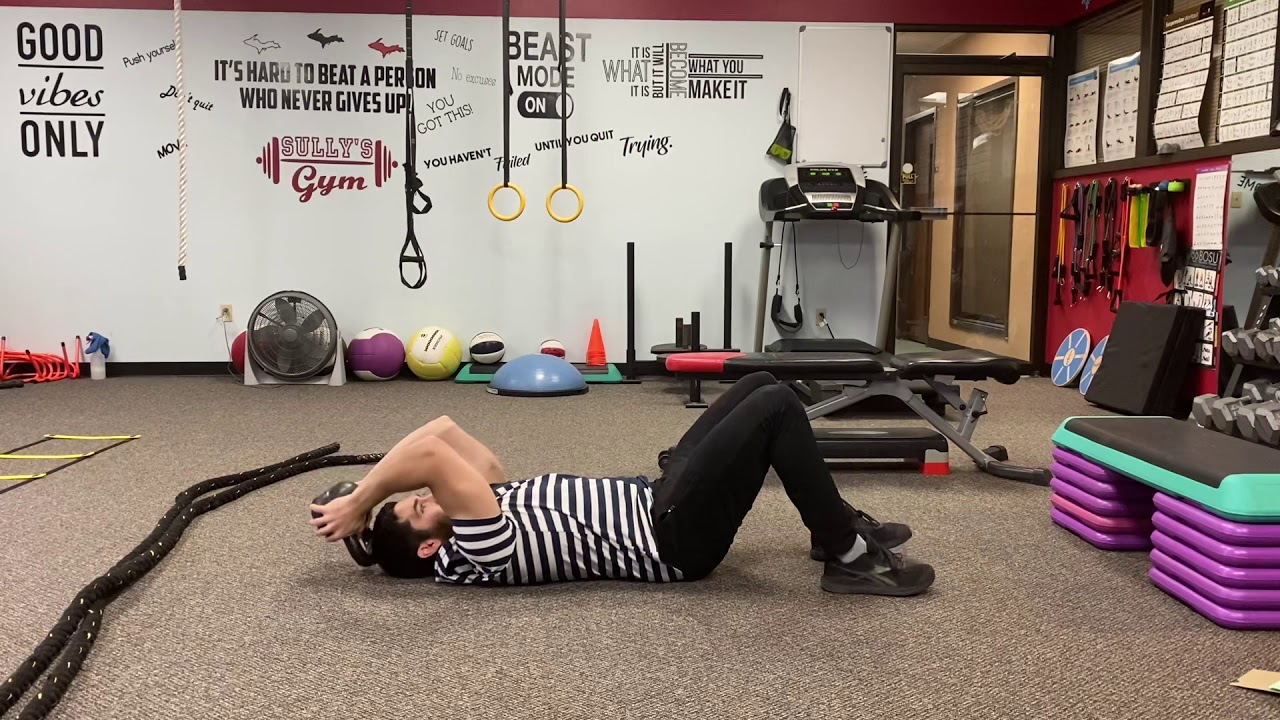 KB Skullcrusher to Toe Touch Crunch - YouTube