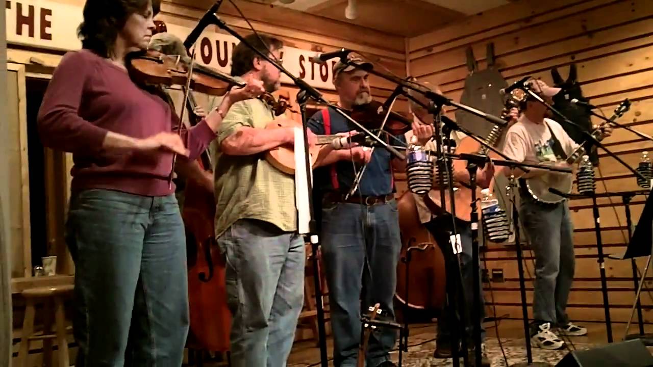 "Three Thin Dimes"- Roscoe P and Coal Train at Floyd Country Store ...