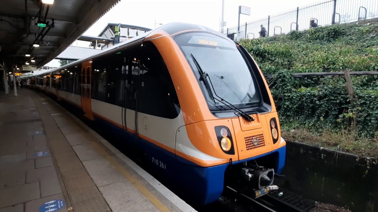 London Overground | London Overground Class 710 Train In Willesden ...