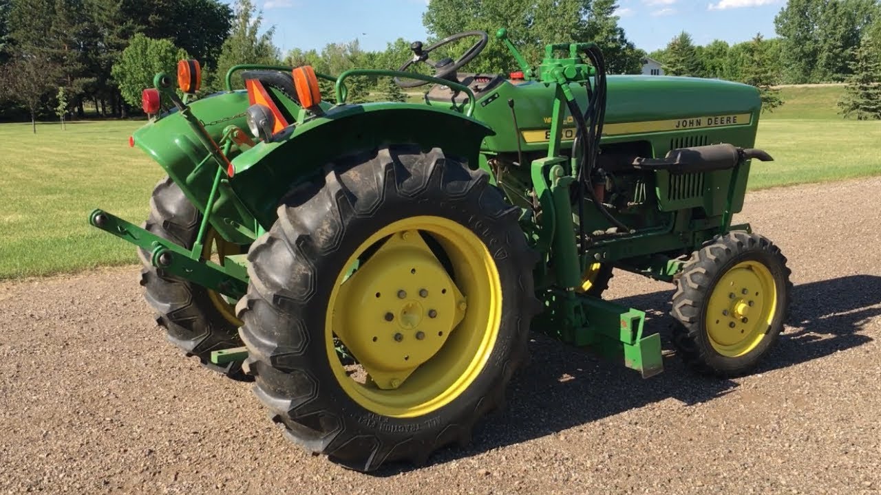 John Deere 850 Walk around! - YouTube