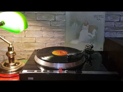 Nilüfer Yıl: 1978 Albüm :\