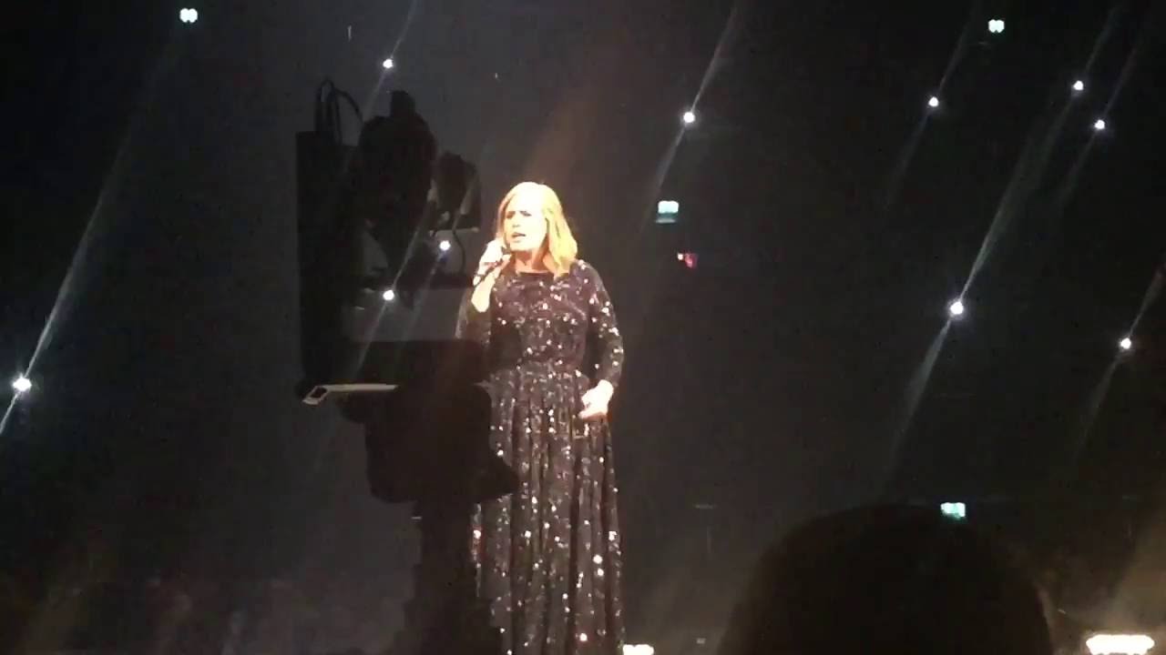 Adele - Hello/Hometown Glory Concert Amsterdam 2016 (Part 1) - YouTube
