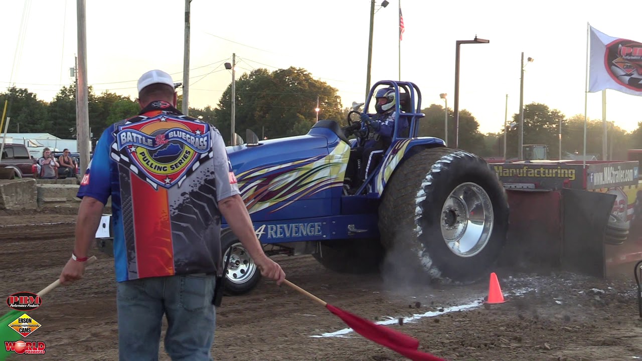 Bluegrass Pulling 2018: Light Limited Super Stock Tractors ...