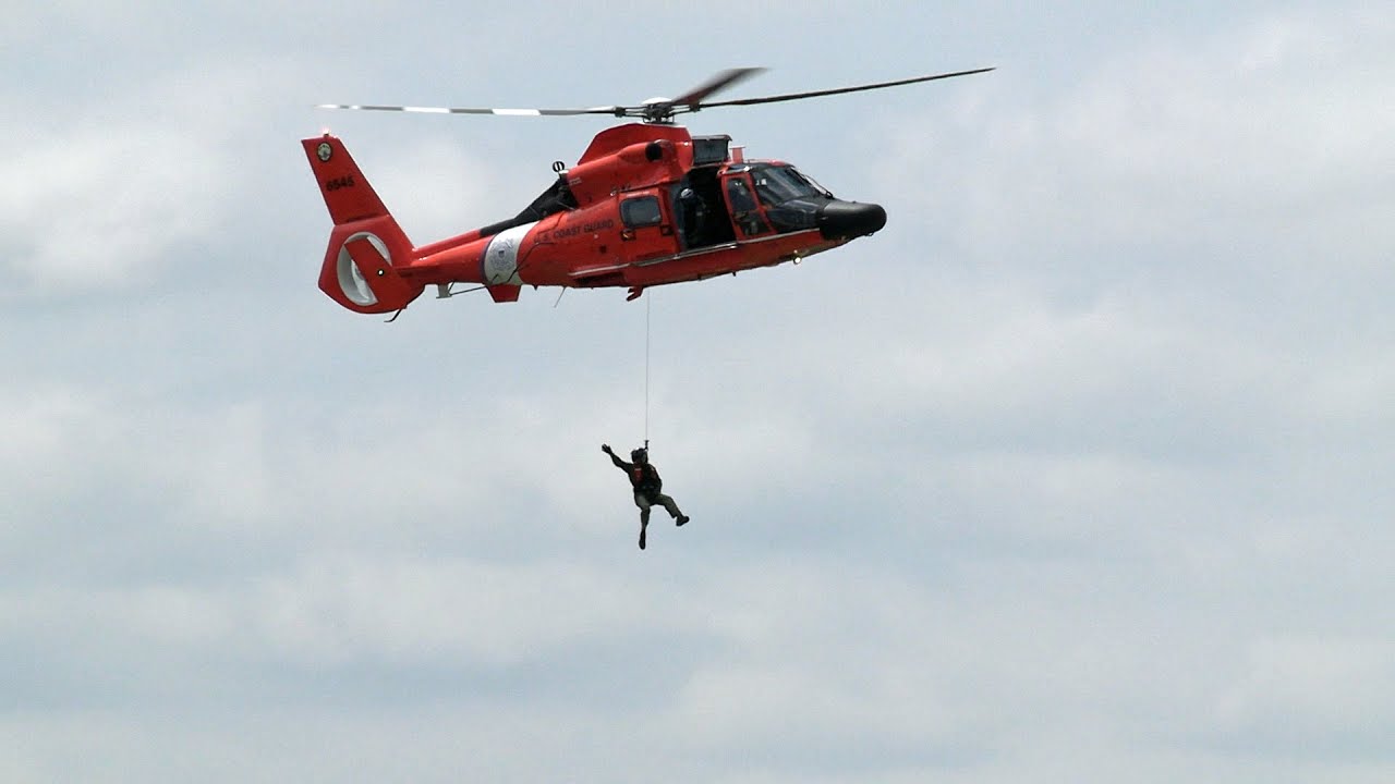 MH-65E Coast Guard Sling Rescue Demo - YouTube