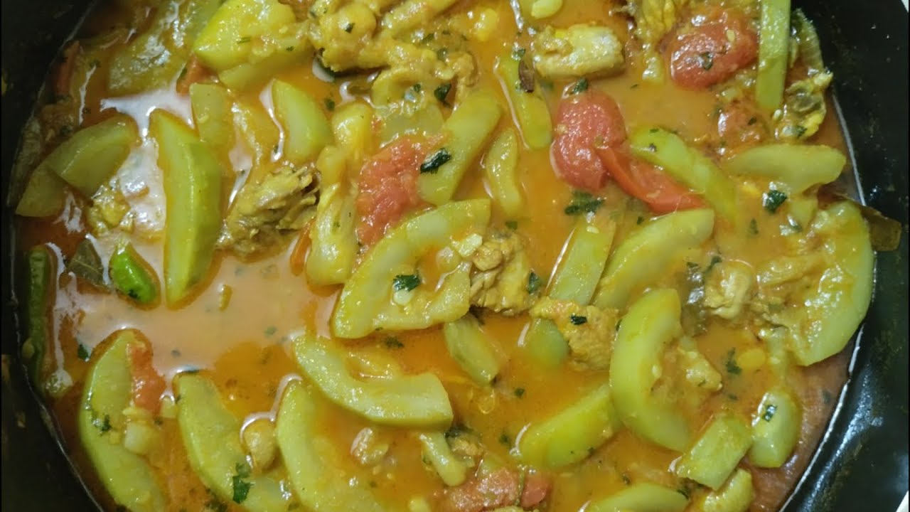 মুরগির পা দিয়ে লাউ রান্না | Bottle Gourd with Chicken Leg Recipe ...