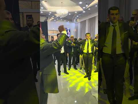 Atamla oynayım mən / Möhtəşəm canlı ifa