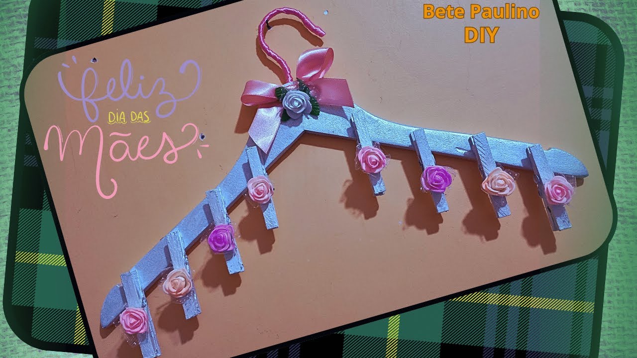 DIY-DIA DAS MÃES cabide organizador utilizando prendedores de roupas ...