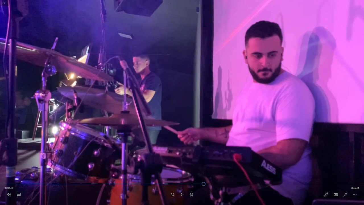 Se eu tenho uma palavra | Drops ft. Mateus Brito / Drum Cam - YouTube