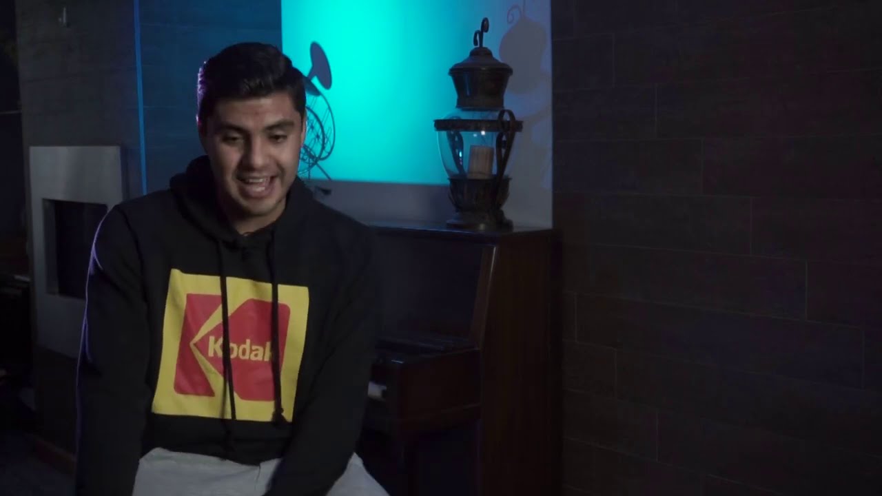 Hola! Hola! Mi nombre es Roger Guerra... - YouTube