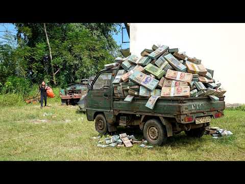 A Single Mom Discovers an Abandoned Truck Loaded With Cash While Collecting Scrap