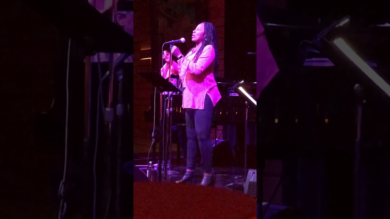 Amy Keys at Vibrato - YouTube