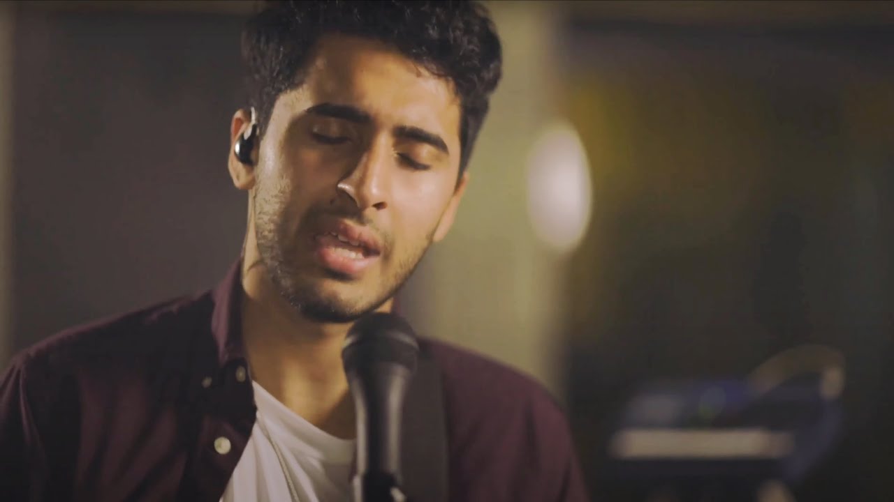 Jotti - Late Escape (Live Session) - YouTube