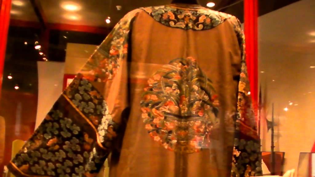 The ROM Part 4 - Animals, Period Wear, Armor Exhibit - Toronto Fall ...