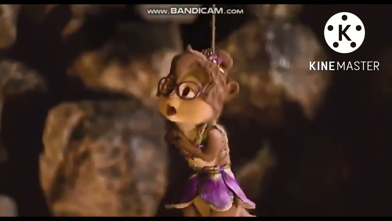 The Chipettes Jeanette sings S.O.S Please so one help me! - YouTube