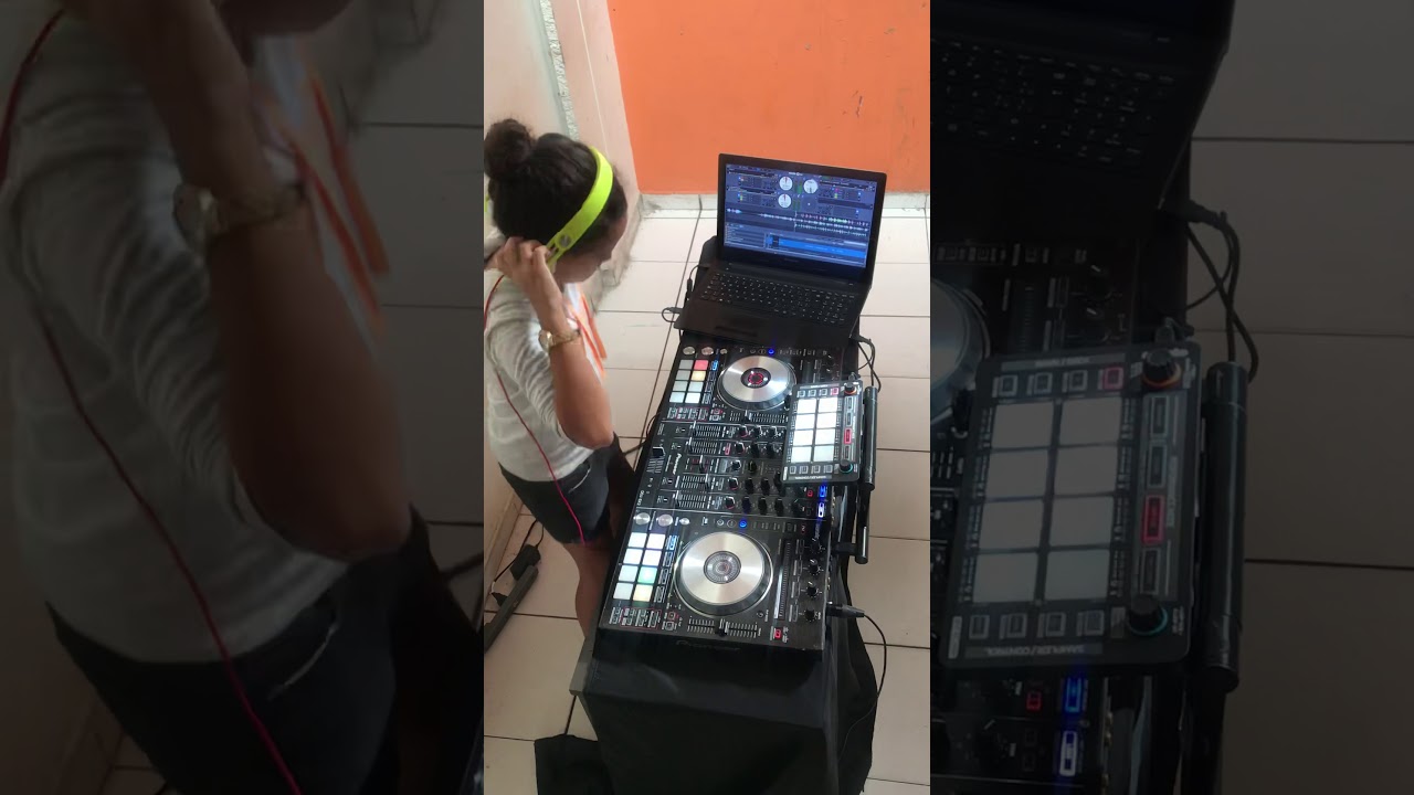 Fernanda Cardozo Dj (Audio en vivo) set salsa - YouTube
