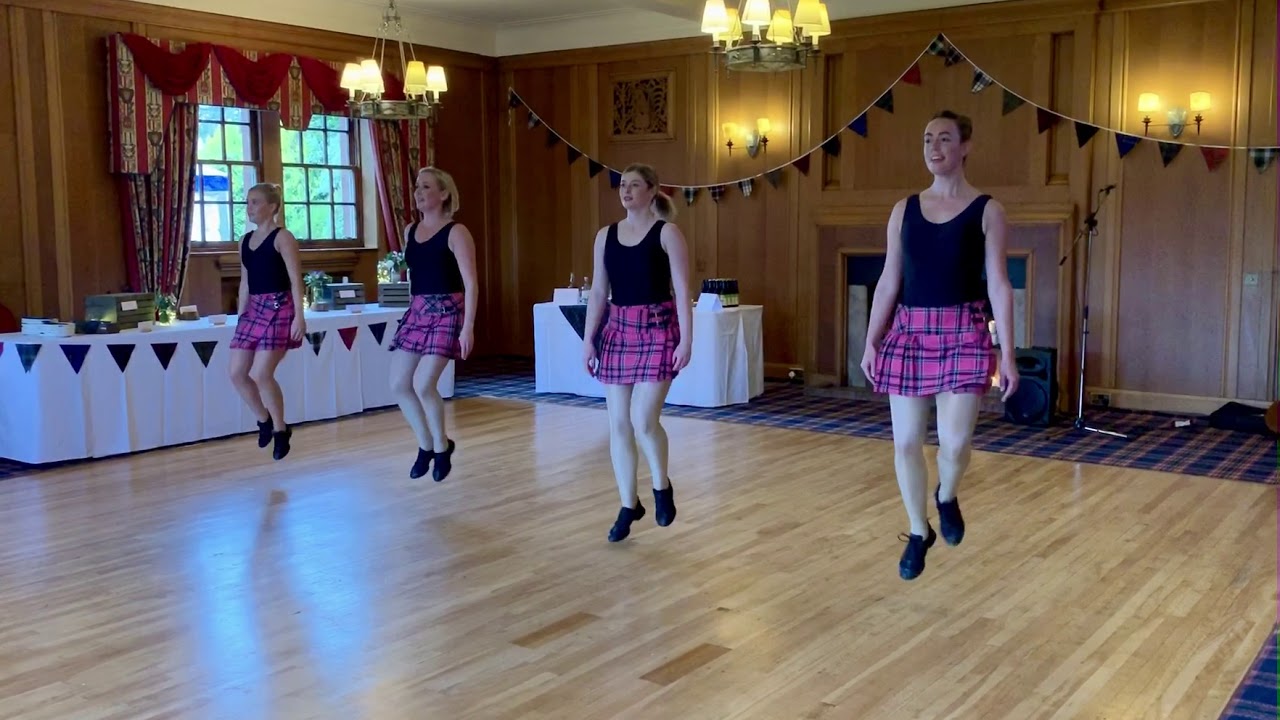 Highland dancing in the Scottish lowlands - YouTube